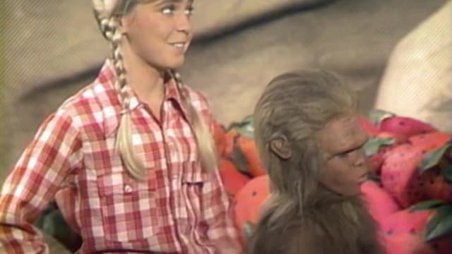 Watch Land of the Lost S01:E09 - The Paku Who Came to Dinner - Free TV ...