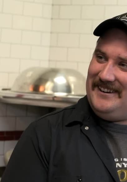 Watch Firehouse Kitchen S05:E03 - Crooked Ladder and Wild Lizzy - Free ...