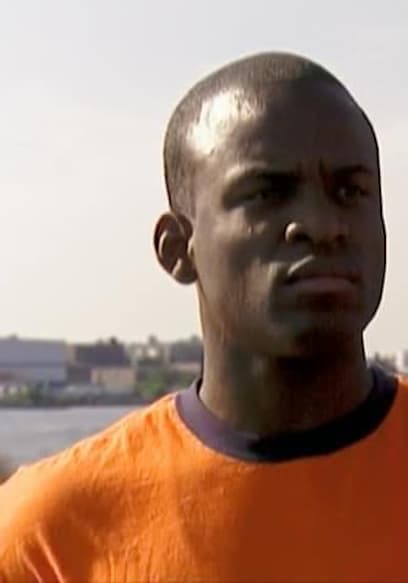 Watch Fear Factor S05:E11 - Tram Cargo Net Climb/Rat - Free TV Shows | Tubi