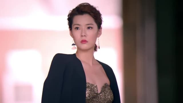 Watch VIC S01:E10 - Tyson Falls Into Vicky’s Trick - Free TV Shows | Tubi