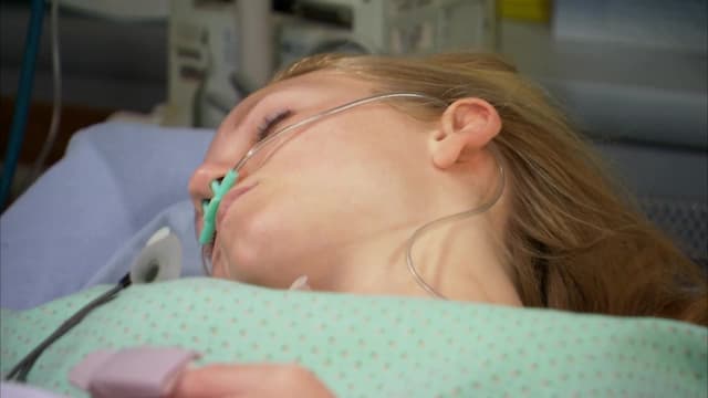 Watch Untold Stories of the ER S07:E08 - Diagnose Me - Free TV Shows | Tubi