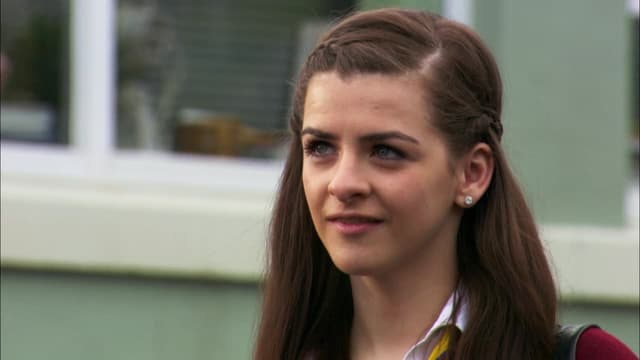 Watch Waterloo Road S06:E18 - Episode 18 - Free TV Shows | Tubi