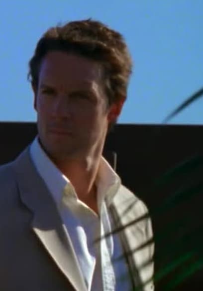 Watch Silk Stalkings S08:E22 - Noir (Pt. 2) - Free TV Shows | Tubi