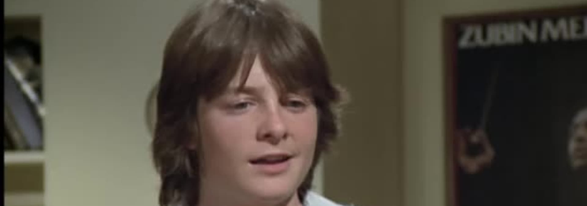 Watch Family S05:E09 - Such a Fine Line - Free TV Shows | Tubi