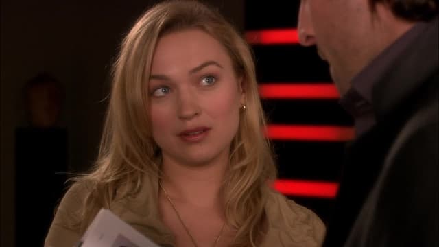 Watch Moonlight S01:E01 - No Such Thing as Vampires - Free TV Shows | Tubi