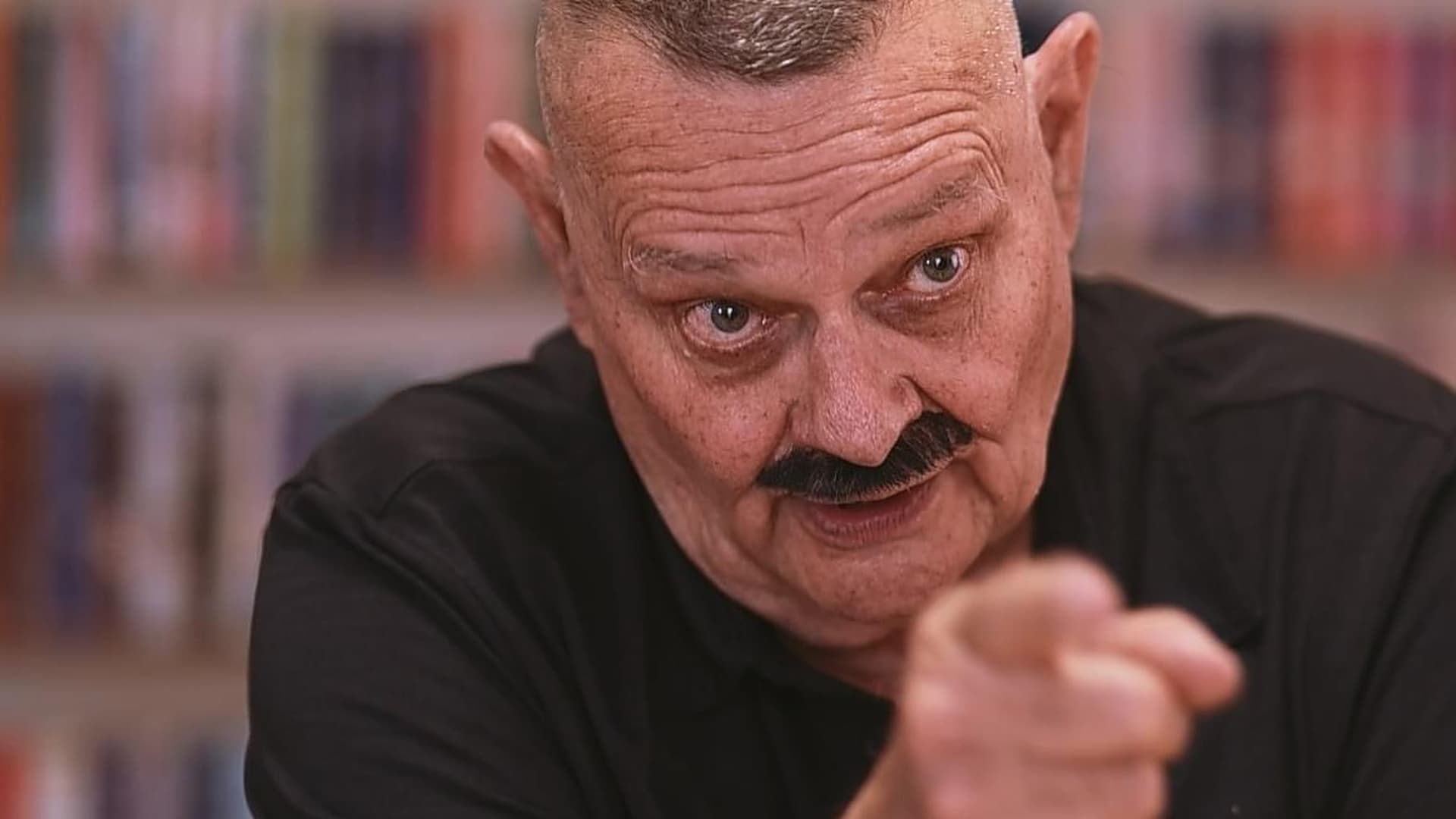 Watch Encounters: The Complete Interviews - Free TV Shows | Tubi