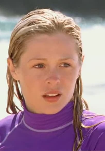 Watch Blue Water High S01:E01 - The Contenders - Free TV Shows | Tubi