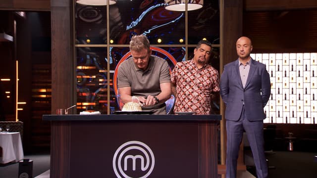 Watch MasterChef S12:E18 - Semi Final - Free TV Shows | Tubi