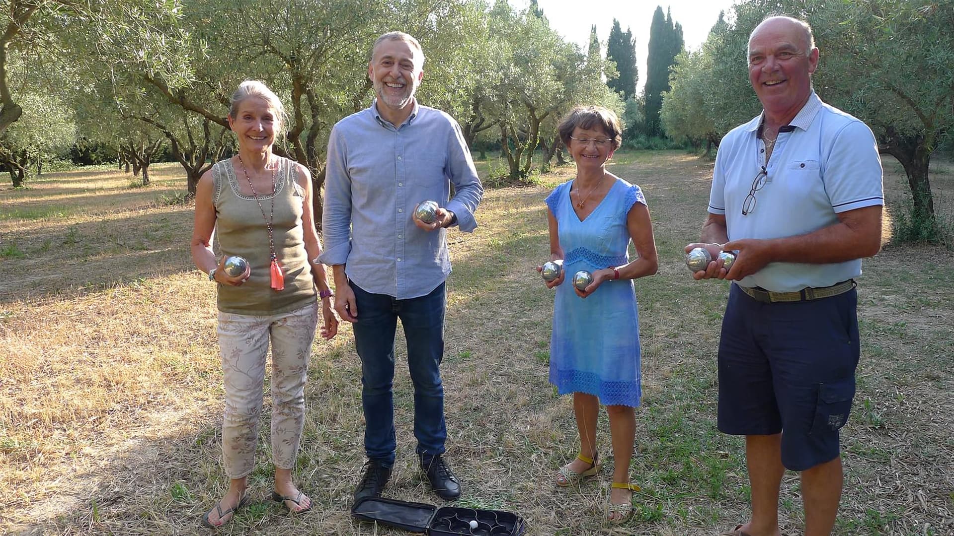 Watch Michel Roux's French Country Cooking Season 2 - Free TV Shows | Tubi