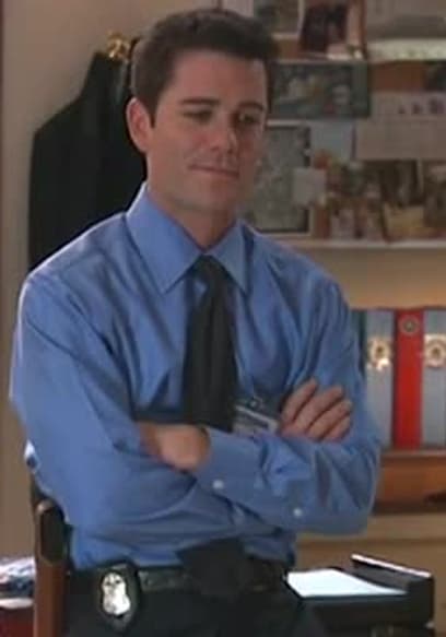 Watch Sue Thomas: F.B.Eye S03:E309 - The Bounty Hunter - Free TV Shows ...