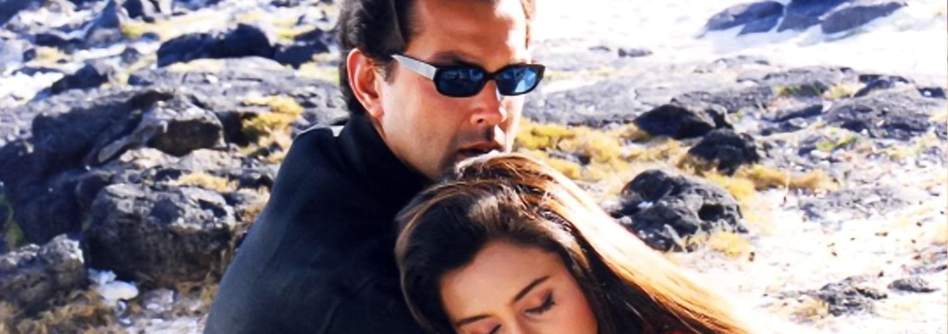 Watch Bichhoo (2000) - Free Movies | Tubi