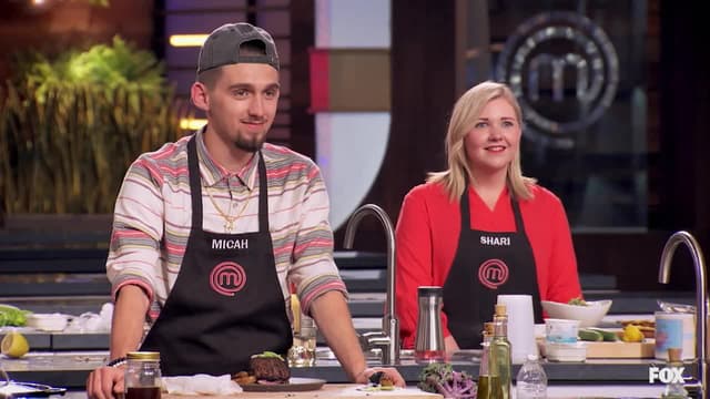 Watch MasterChef S10:E20 - One Pan Wonder - Free TV Shows | Tubi