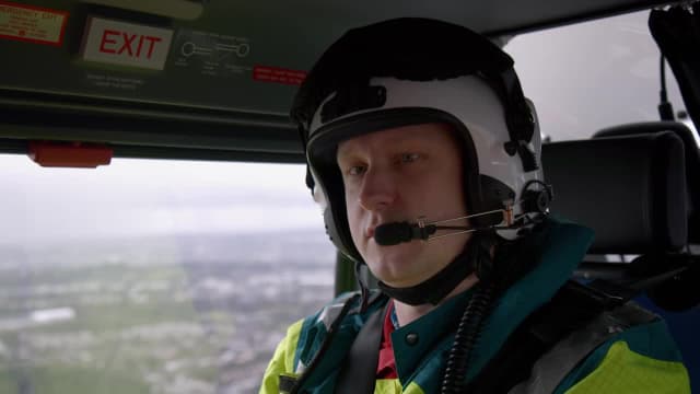 Watch Ambulance: Code Red S01:E02 - Episode 2 - Free TV Shows | Tubi