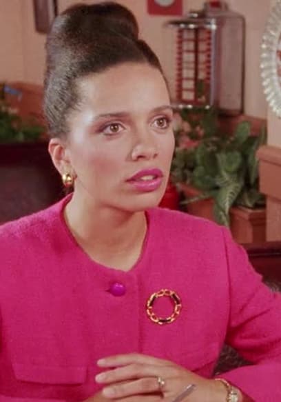 Watch Brewster Place S01:E08 - Family Album - Free TV Shows | Tubi