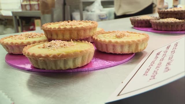 Watch Britain's Best Bakery - Free TV Shows | Tubi