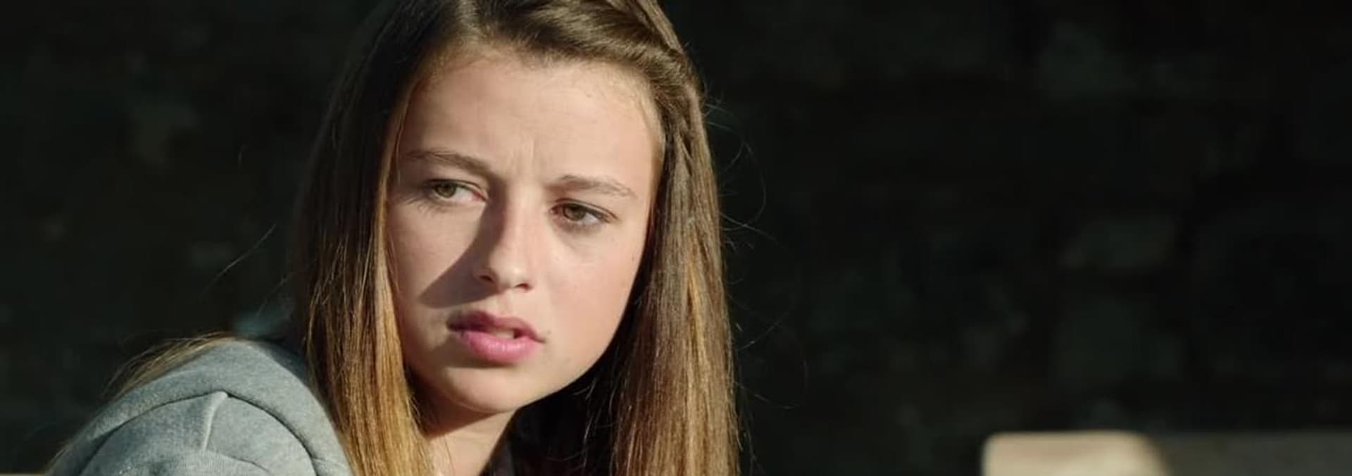 Watch Rocket's Island S03:E11 - Izzy Wizzy and the Weeping Oak - Free TV Shows | Tubi