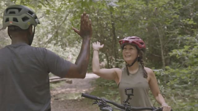Watch Venturing Out: Park2Park S01:E04 - Asheville: Treetop Adventure ...