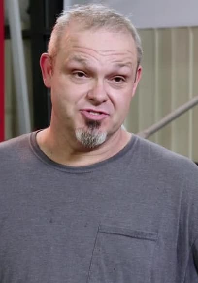 Watch Toymakerz S02:E01 - MOPAR Challenger - Free TV Shows | Tubi