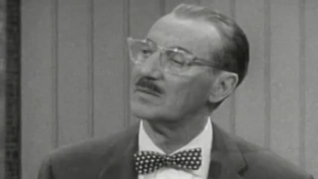 Watch The Best of Groucho Marx S01:E39 - Walk (1960) - Free TV Shows | Tubi