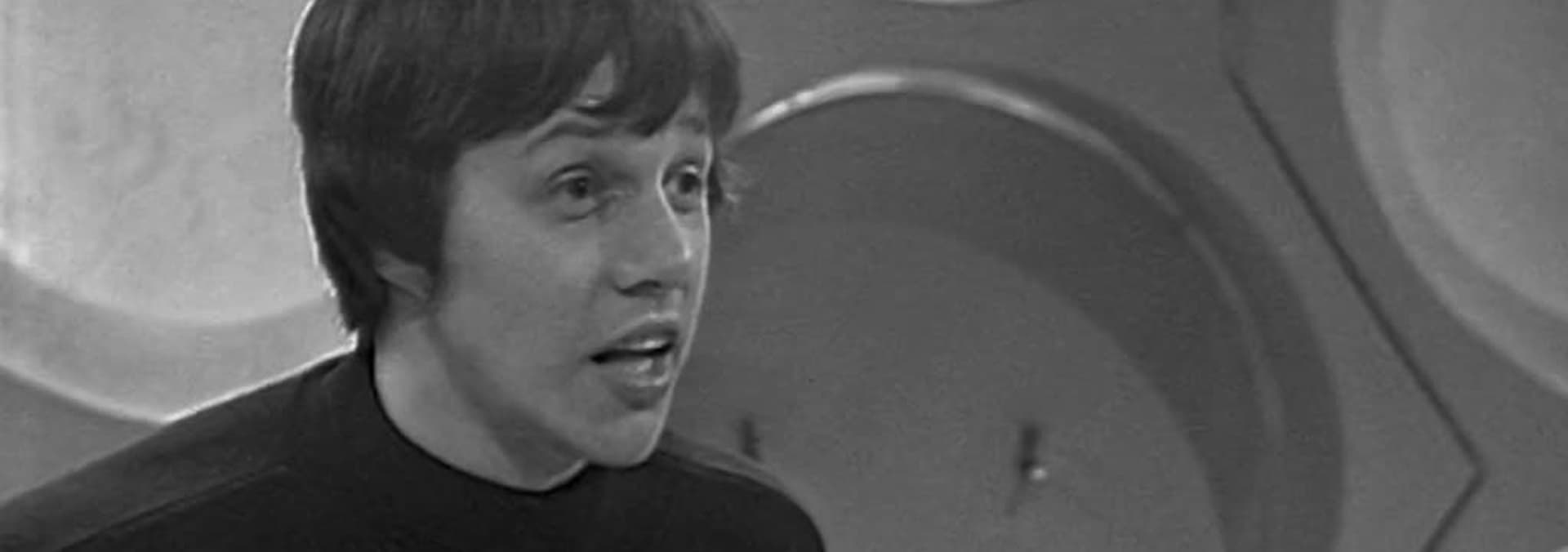 Watch Classic Doctor Who: The Second Doctor S06:E06 - The Mind Robber ...