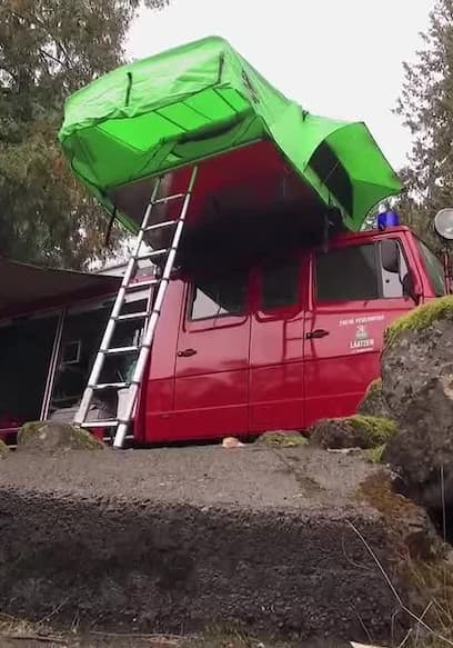 Watch Extreme RVs S05:E03 - 5th Wheel Mansion - Free TV Shows | Tubi