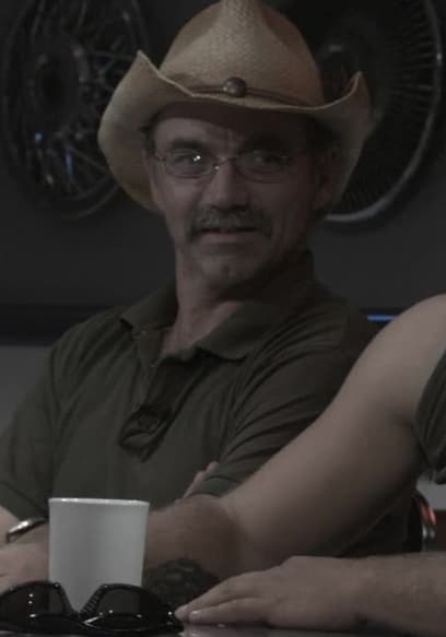 Watch Ice Road Truckers S01:E13 - On the Edge - Free TV Shows | Tubi