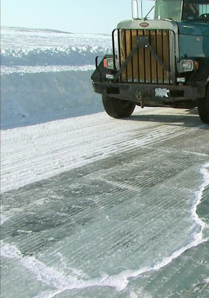 Watch Ice Road Truckers S02:E11 - Highway Maggots - Free TV Shows | Tubi