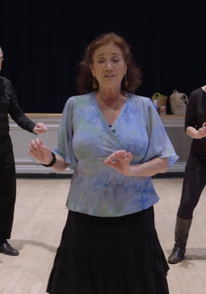 Watch Bare Feet with Mickela Mallozzi S02:E13 - Jewish Roots - Free TV ...