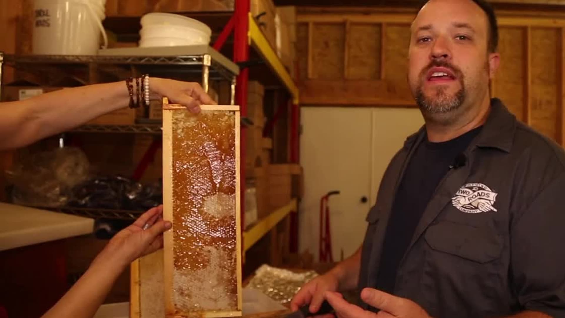 Watch Edible Nutmeg: On the Road - Free TV Shows | Tubi