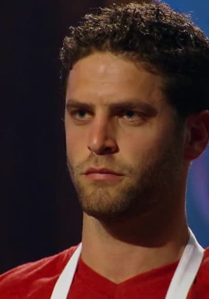 Watch MasterChef S01:E06 - Top 9 Compete (Pts. 1 & 2) - Free TV Shows ...