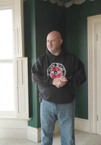 Watch Paranormal Encounters S02:E05 - The Haunted Asher Walton House ...