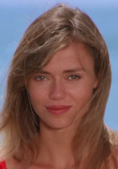 Watch Baywatch S02:E10 - The Trophy (Pt. 2) - Free TV Shows | Tubi