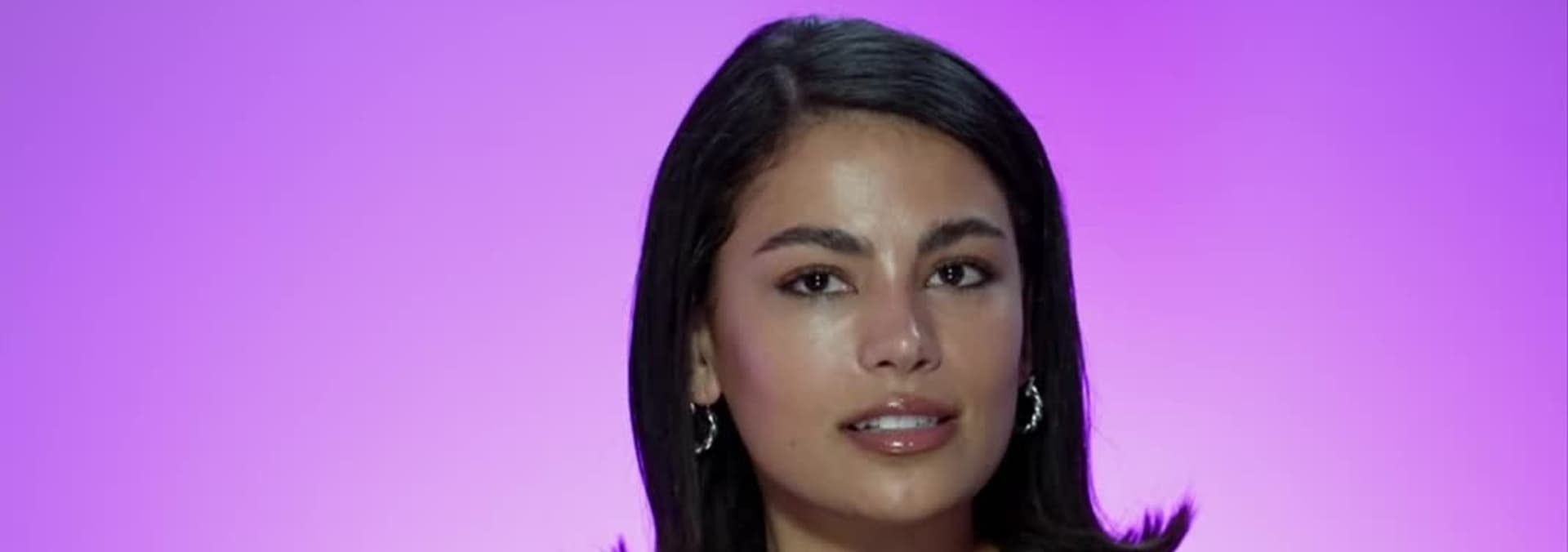 Watch House of Heat S01:E03 - A Date or Not a Date? - Free TV Shows | Tubi