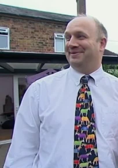 Watch Secret Dealers S01:E06 - Episode 6 - Free TV Shows | Tubi