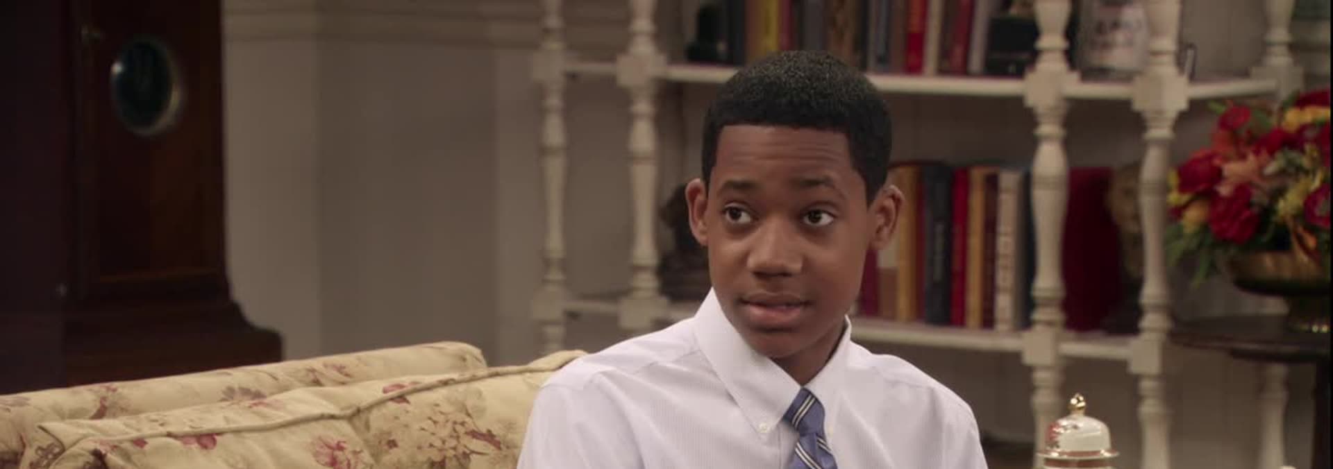 Watch Everybody Hates Chris S04:E03 - Everybody Hates Homecoming - Free ...