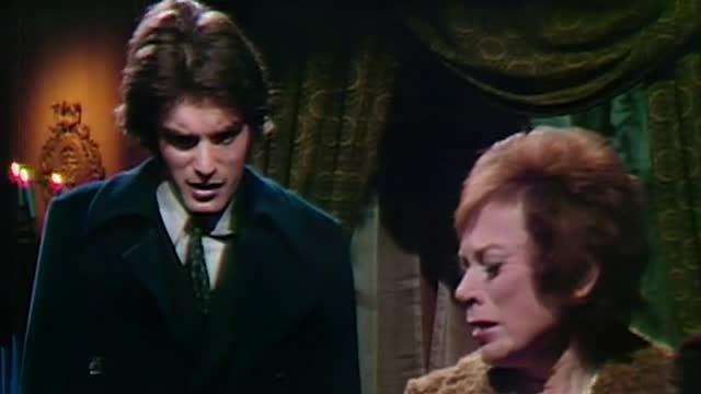 Watch Dark Shadows S19:E10 - Episode 951 - Free TV Shows | Tubi