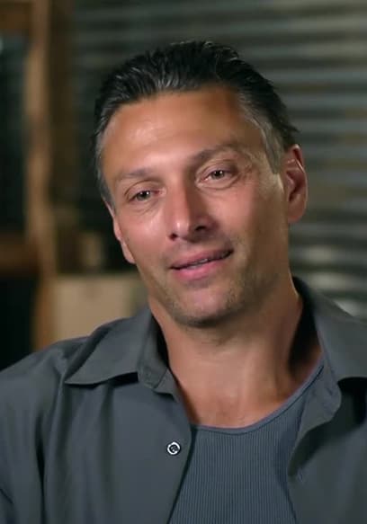 Watch Storage Wars: Texas S02:E01 - Flight of the Gr - Free TV Shows | Tubi