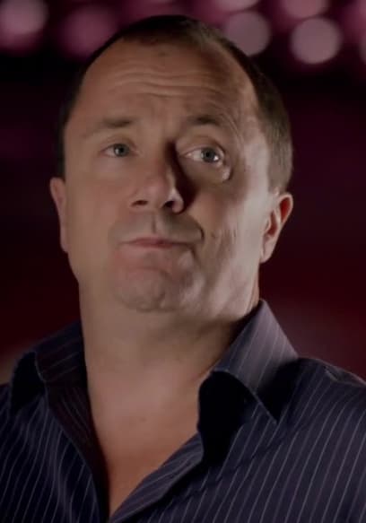 Watch Hustle S08:E01 - Gold Finger - Free TV Shows | Tubi