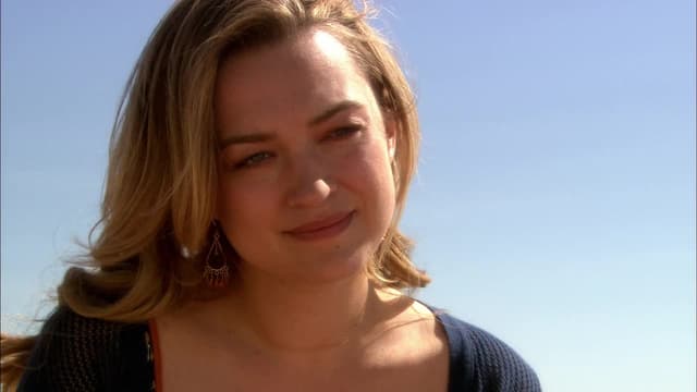 Watch Moonlight S01:E01 - No Such Thing as Vampires - Free TV Shows | Tubi