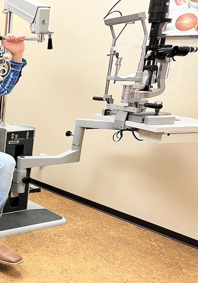 Watch Let's Meet Doctors with Cowboy Jack S01:E01 - Cowboy Jack Goes to ...