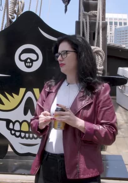 Watch Beverages with Bevin S01:E03 - Drink Up, Me Hearties - Free TV ...