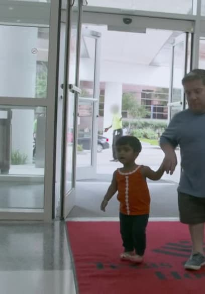 Watch The Little Couple S12:E03 - He Peed! He Peed! - Free TV Shows | Tubi
