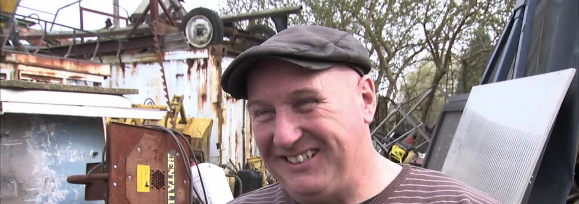 Watch Salvage Hunters S01:E01 - Episode 1 - Free TV Shows | Tubi
