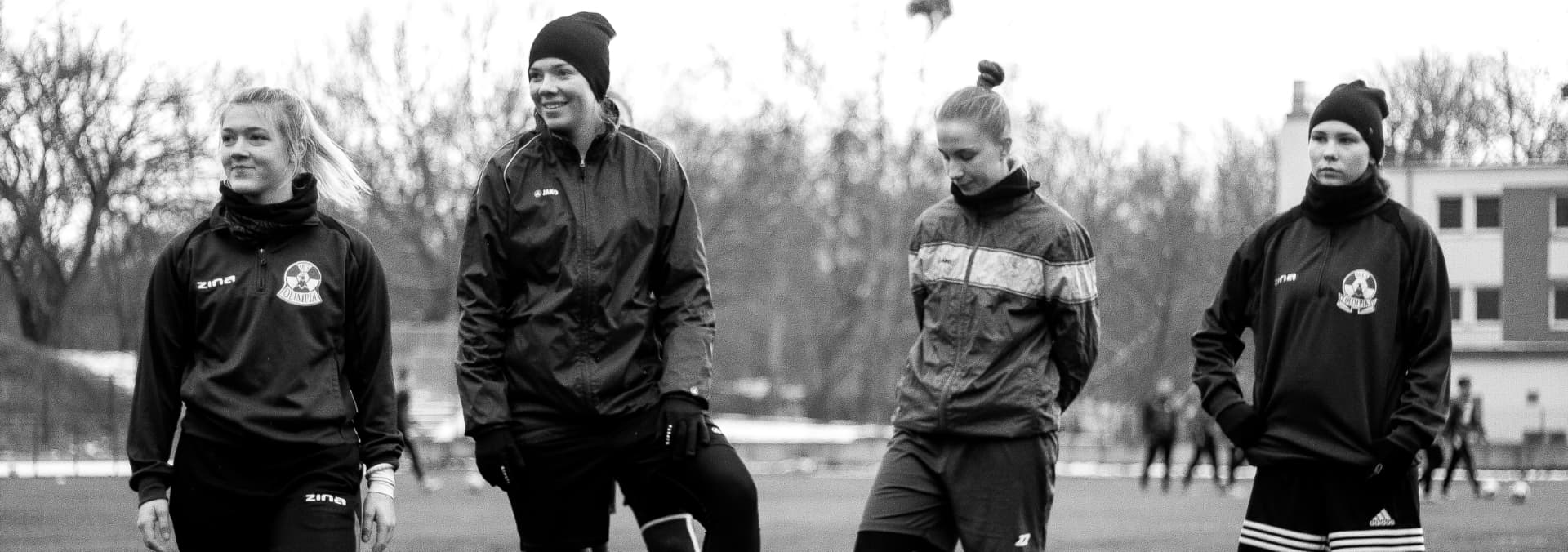 Watch Offside (2019) - Free Movies | Tubi