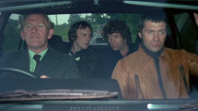 Watch The Professionals S02:E02 - The Rack - Free TV Shows | Tubi