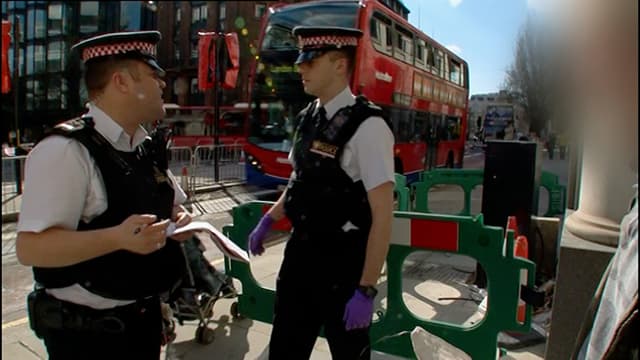 Watch Brit Cops S04:E03 - Episode 3 - Free TV Shows | Tubi