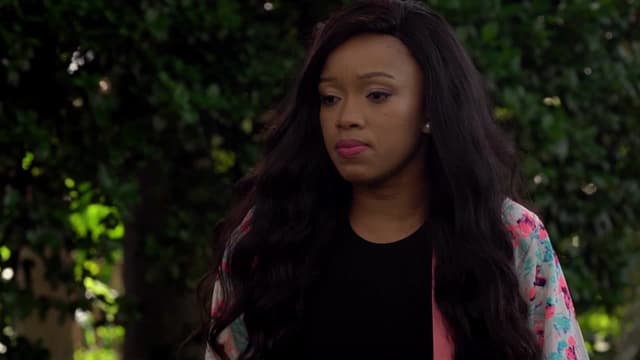 Watch The Queen S01:E174 - Love Without Lies - Free TV Shows | Tubi