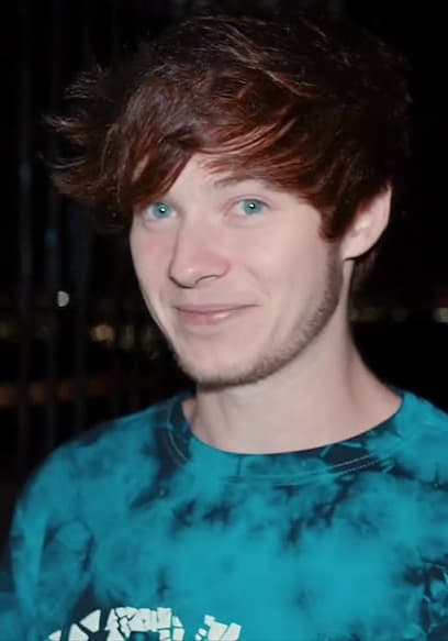 Watch Sam and Colby S03:E15 - Entering Hell's Gate / - Free TV Shows | Tubi