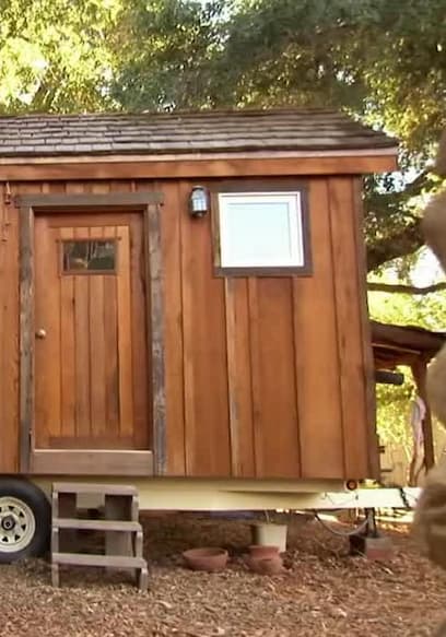 Watch Tiny House Hunters S03:E09 - Free to Be Tiny - Free TV Shows | Tubi