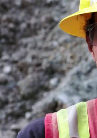 Watch Jade Fever S03:E09 - Slabs of Jade - Free TV Shows | Tubi